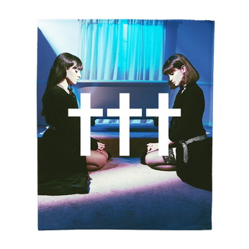 Crosses US